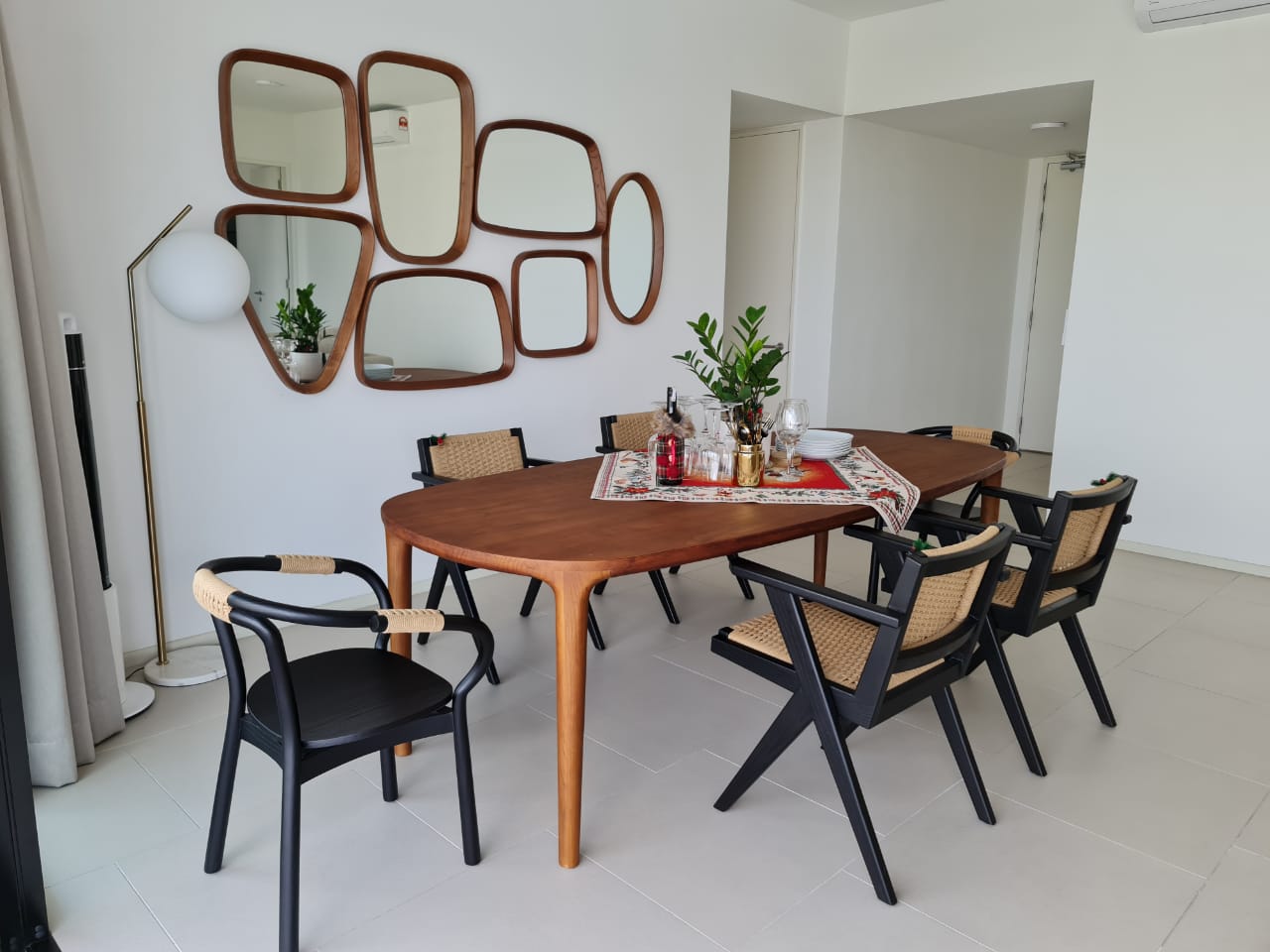 5 Fabulous Dining Tables That Will Make Your Next Meal a Feast for the Eyes - Nicchris